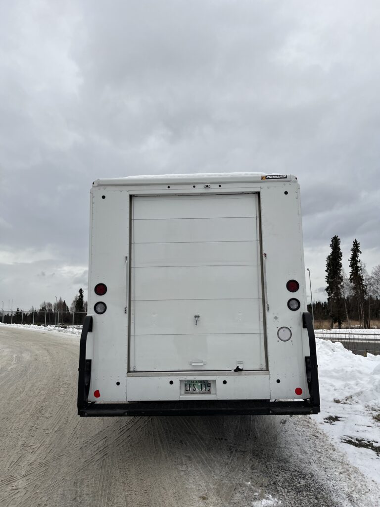 3 - Freightliner Step Vans » TrailerCraft, Inc.