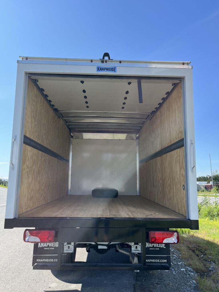 2023 MERCEDES SPRINTER 14' BOX » TrailerCraft, Inc.