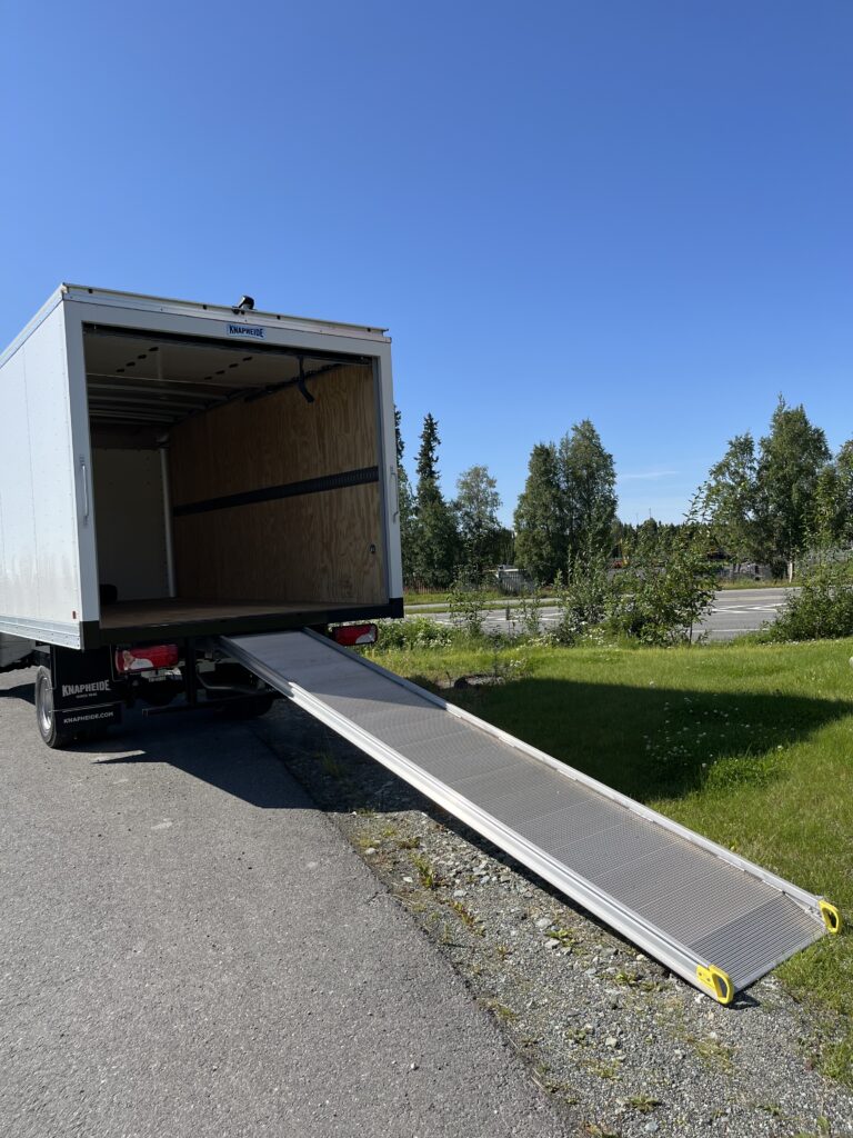 2023 MERCEDES SPRINTER BOX W/ RAMP » TrailerCraft, Inc.